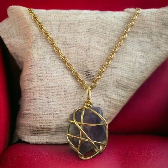 Avon | Jewelry | Vintage Avon Genuine Wrapped Quartz Necklace Purple ...